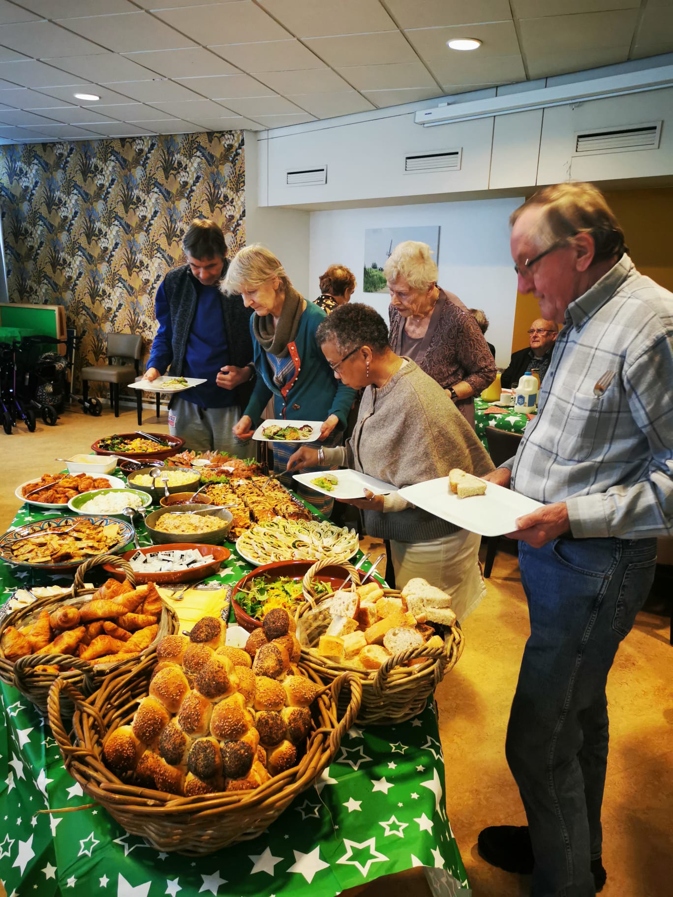 Kerstbuffet in de Hoeksteen - Rijnhart Wonen